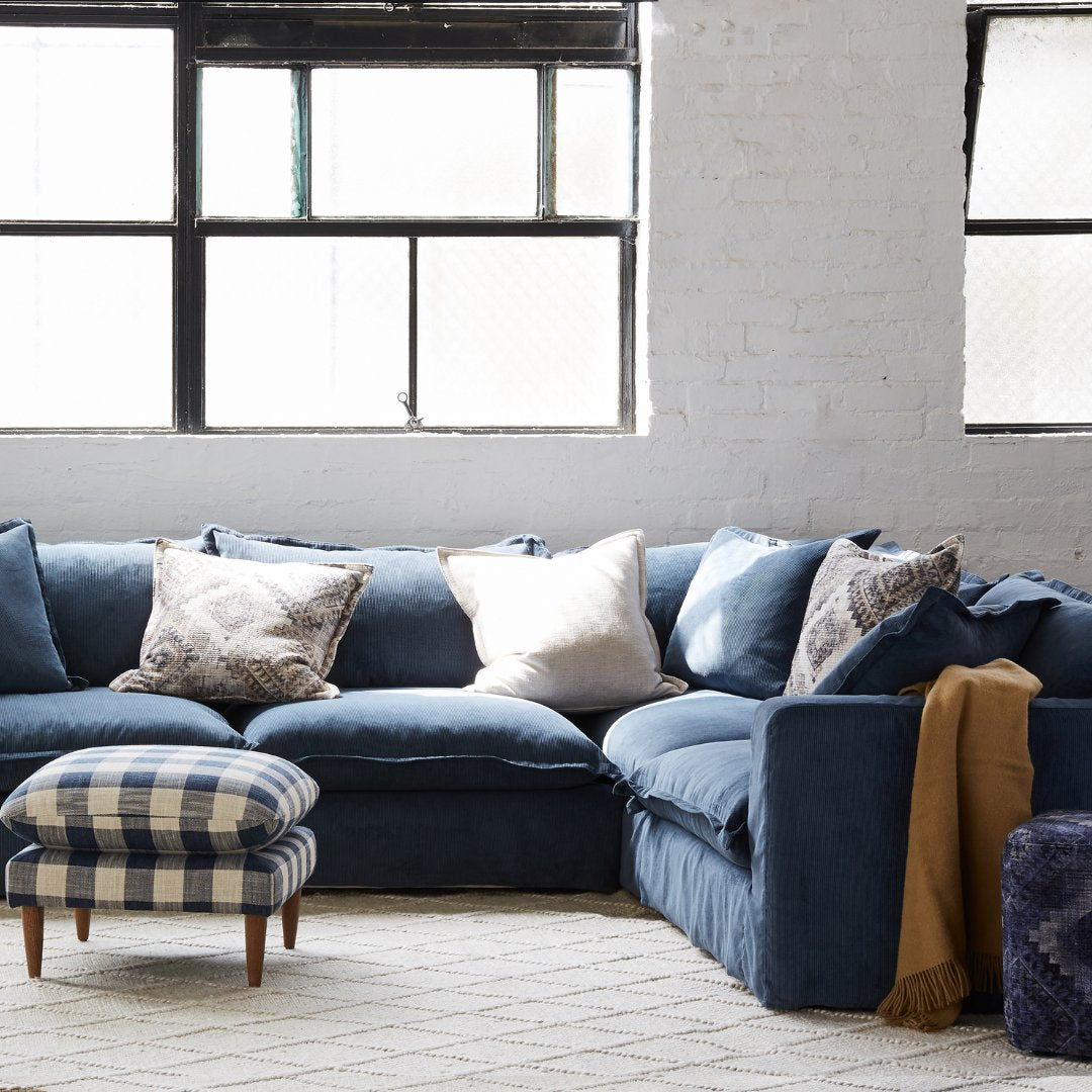 Molmic — Tilley's Furniture